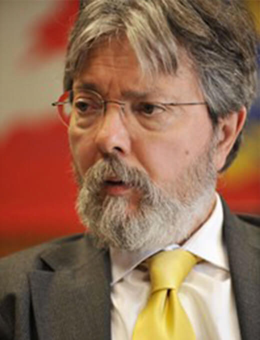 Francisco George lança livro em que partilha experiência como diretor ...