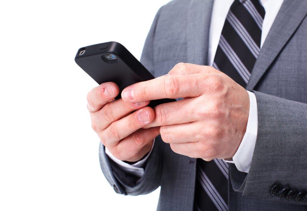 Uso de telemóvel a caminhar altera postura e afecta equilíbrio | Atlas ...