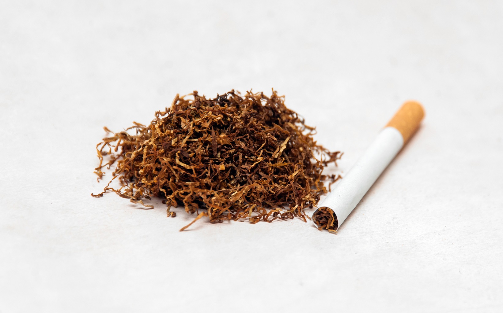 Campanha apela aos jovens para deixarem vício do tabaco | Atlas da Saúde